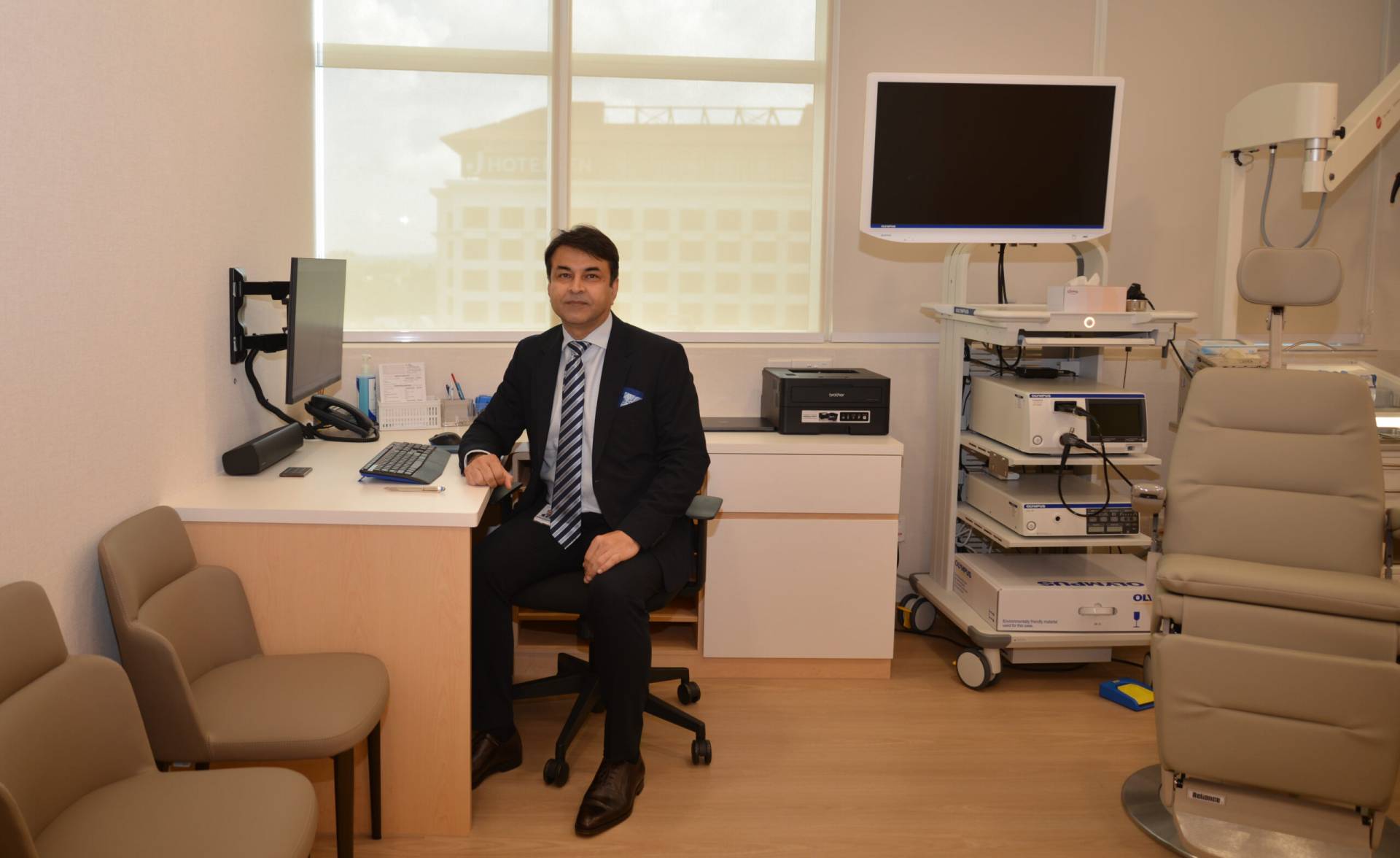 Dr. Sandeep Uppal - Expert Facial Plastic Surgeon